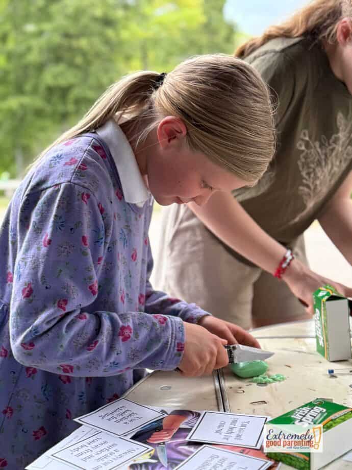 Host A Knife Skills Educational Escape Room: A Fun Safety Game for Kids